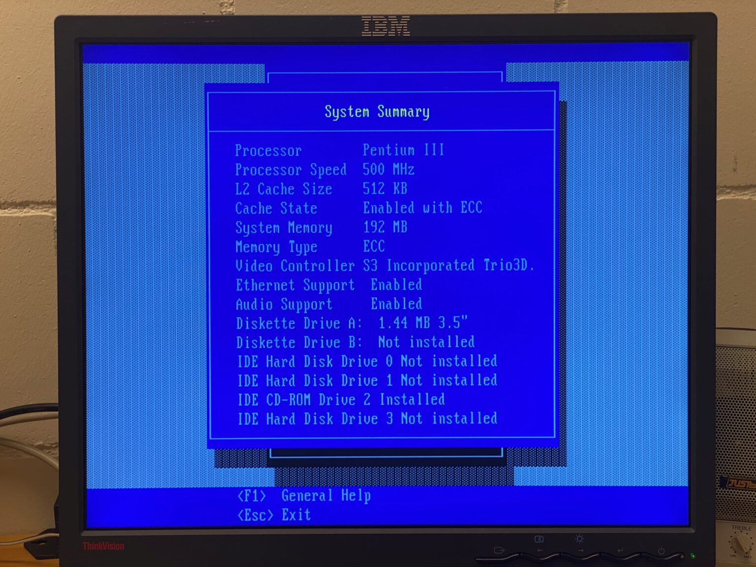 IBM Netfinity 3000 | Doomi’s Braindump